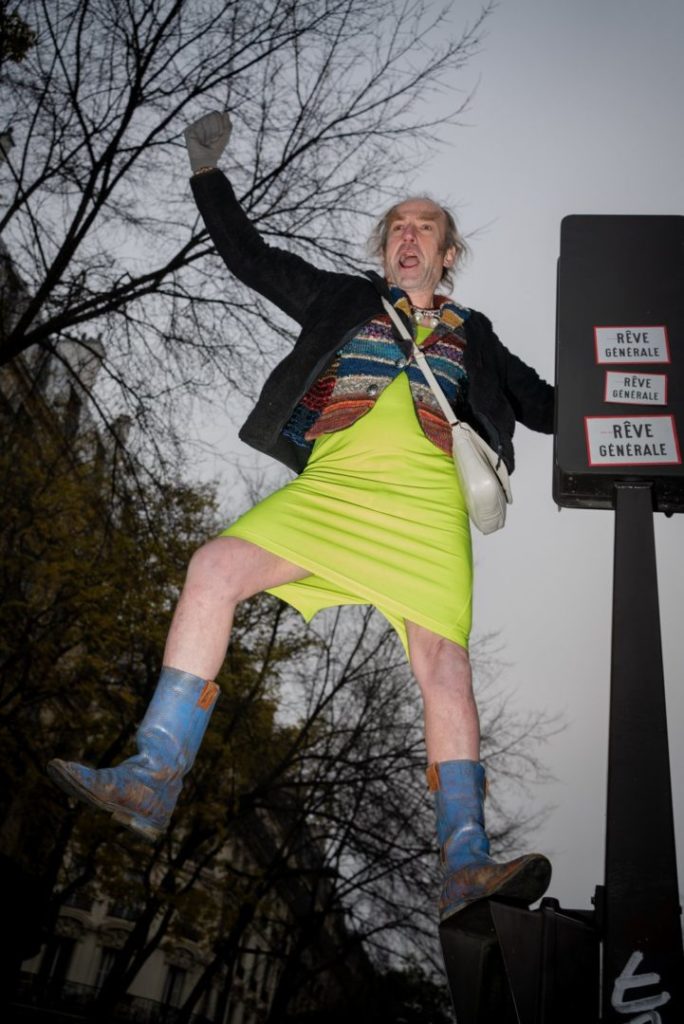 Feng Li: “Each of my photos is an independent story” - Doors Art and ...