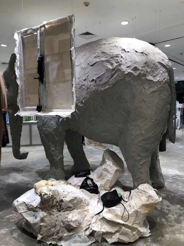 Lin Yan – LEMAIRE: Beijing Gateway - Doors Art and Culture Agency