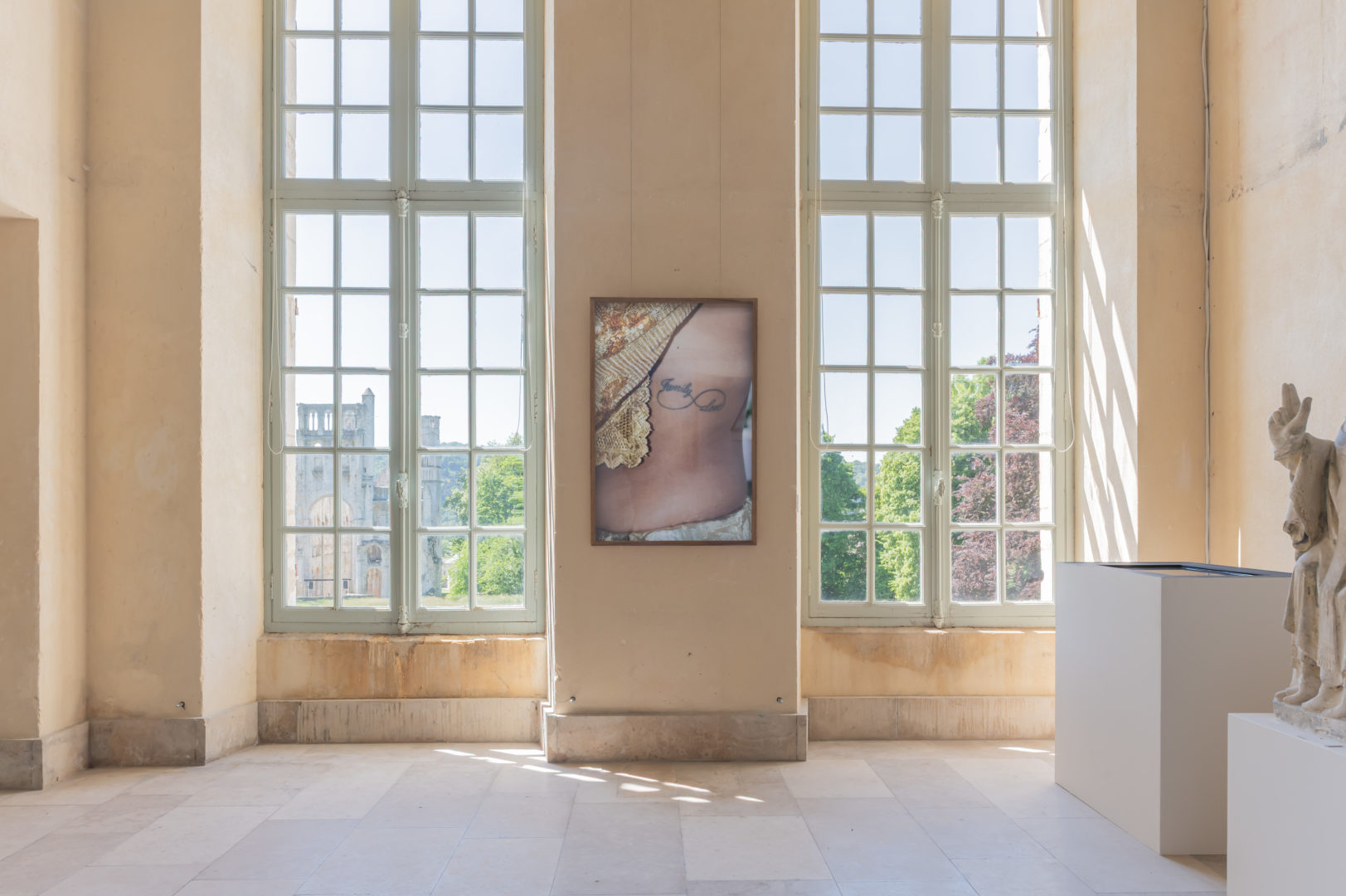 Le temps creuse même le marbre الدوام ينقب الرخام - Doors Art and ...